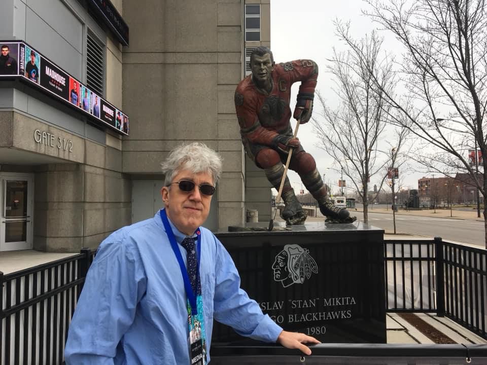 JOHNGY'S BEAT: Statues Week: Stan Mikita in Chicago