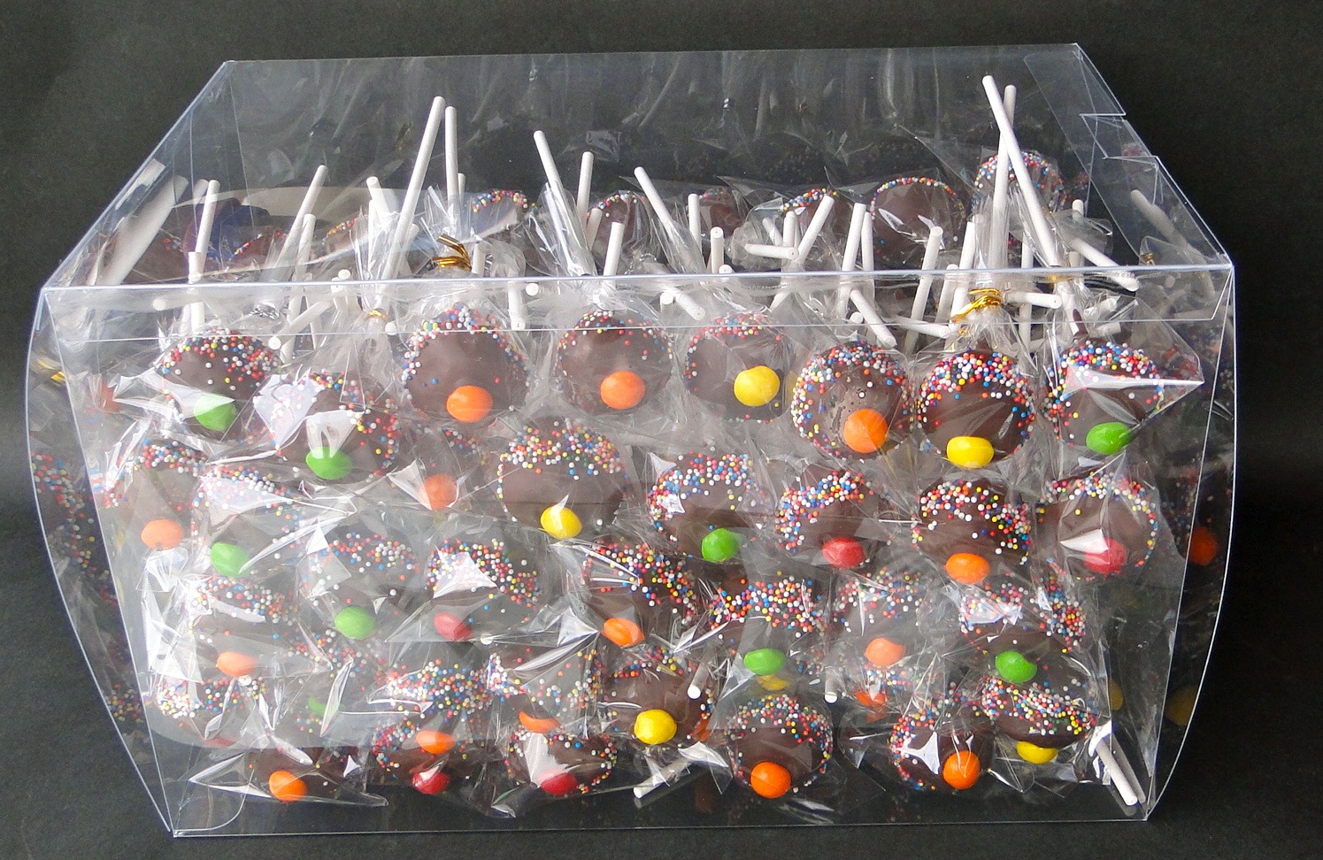Baking Maniac: 100 Cake Pops in our New Box!