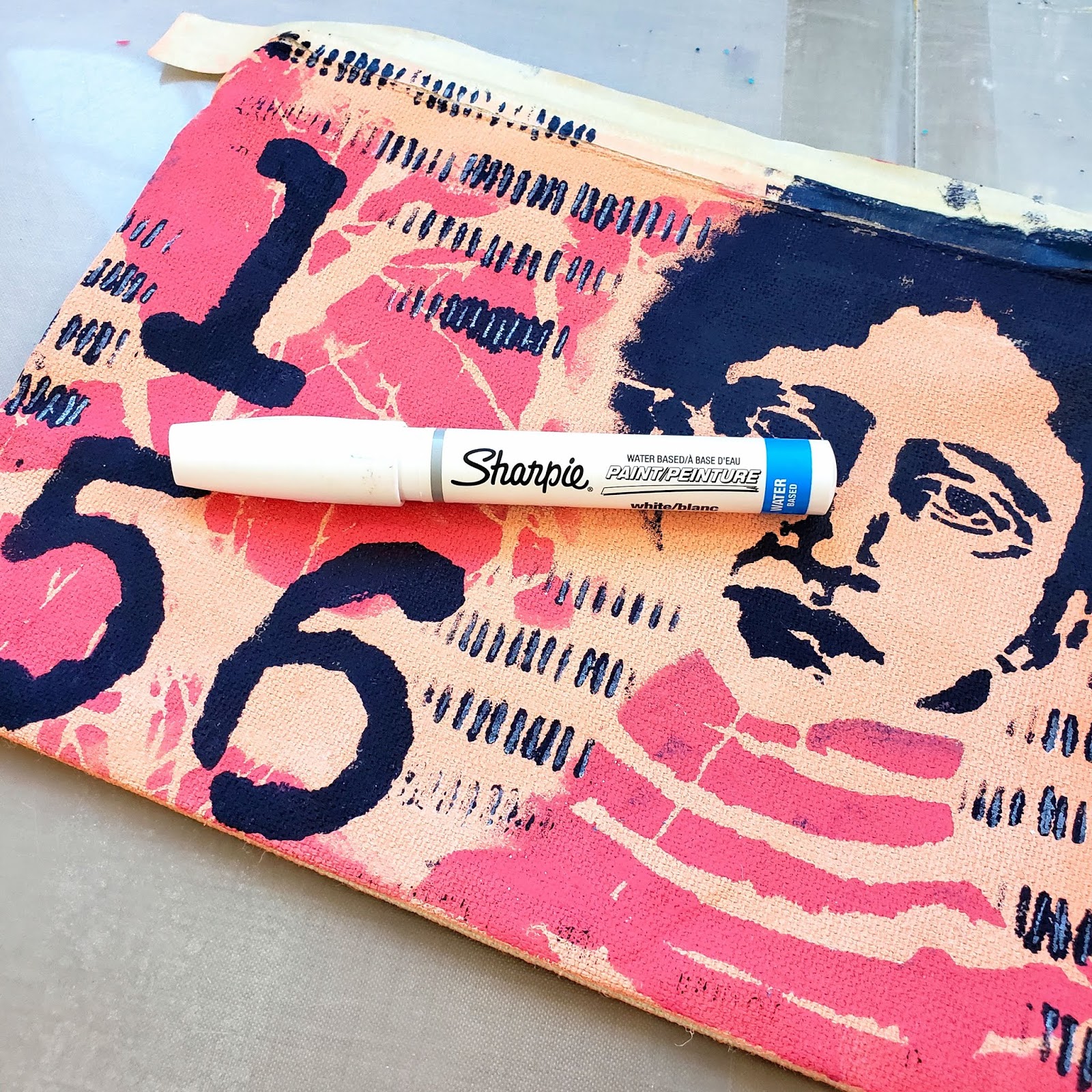 StencilGirl Talk: Carry It: Zippered Art Pouch