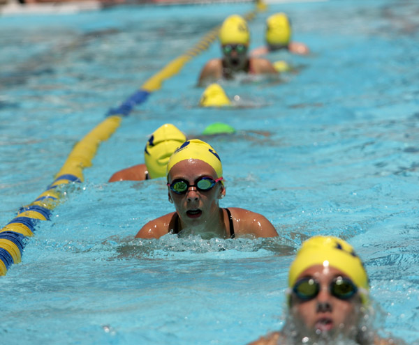 Another Look: A Closer Look at a Selection of Photos from the Press ...