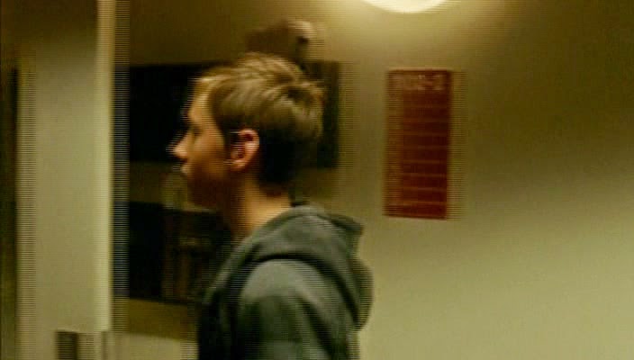Two Birdds | ScreenShots Movies