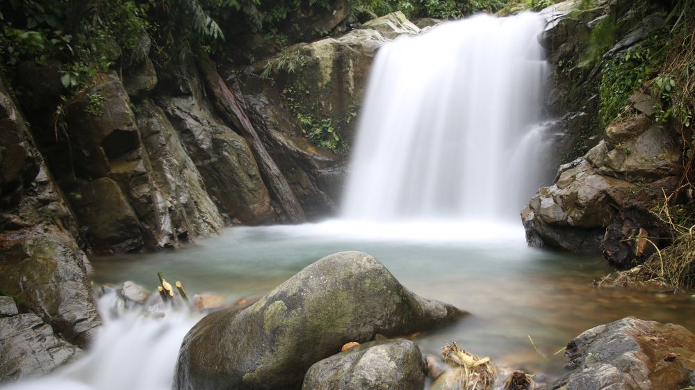 Curug Kembar, Curug Hordeng dan Curug Ciburial: Sebuah Perjalanan yang ...
