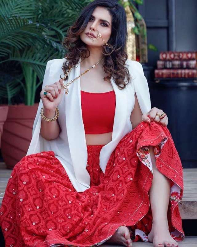 Veer (2010) Hindi Movie Actors, Actresses, Cast & Crew, Trailer