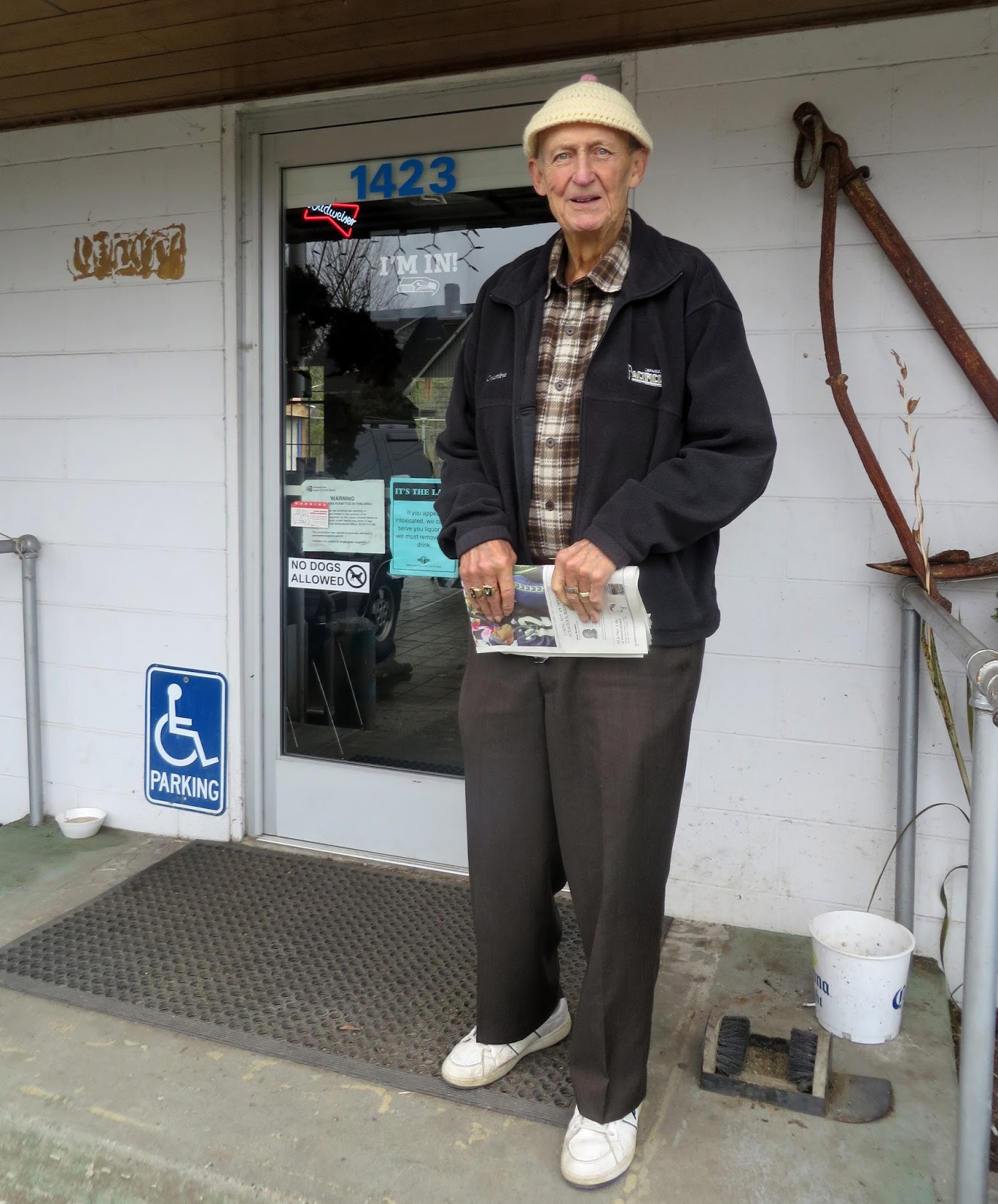 Rotgut.org Blog: #2400 - Doc's Pilchuck Tavern, Machias - 1/20/2014