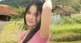 Cerita Seks Kuberi Perawanku Demi Bisa Sampai Jakarta ~ Cerita Bokep757