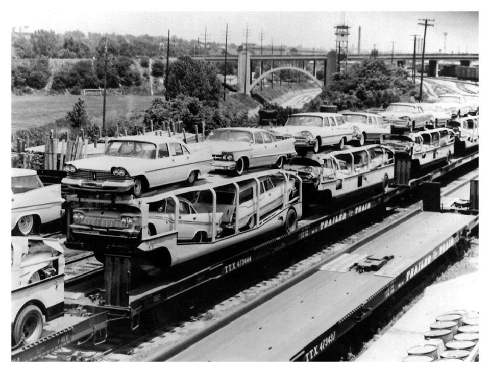 Industrial History: Carrying Automobiles in Boxcars and Vehicle Racks
