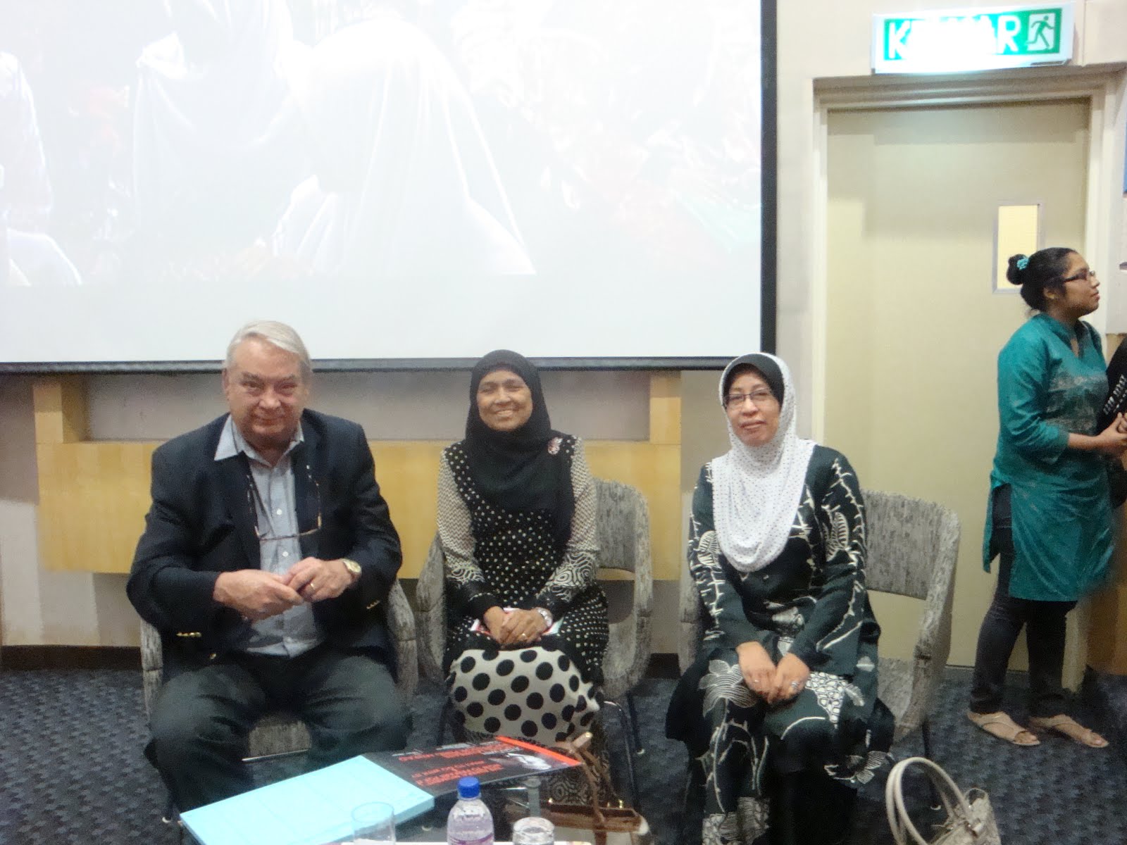 ACCOUNTING RESEARCH INSTITUTE (ARI HICoE) : Up and Close with Prof ...