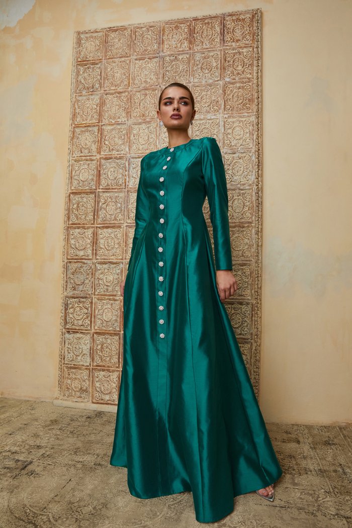 Beautiful Ramadan Outfit Ideas For 2021 Featuring Rasario Ramanda ...