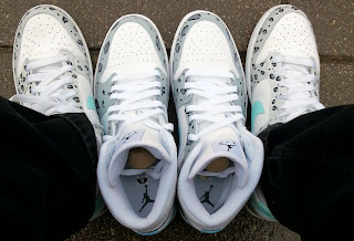 Air Jordan 1 "Snow Leopard"