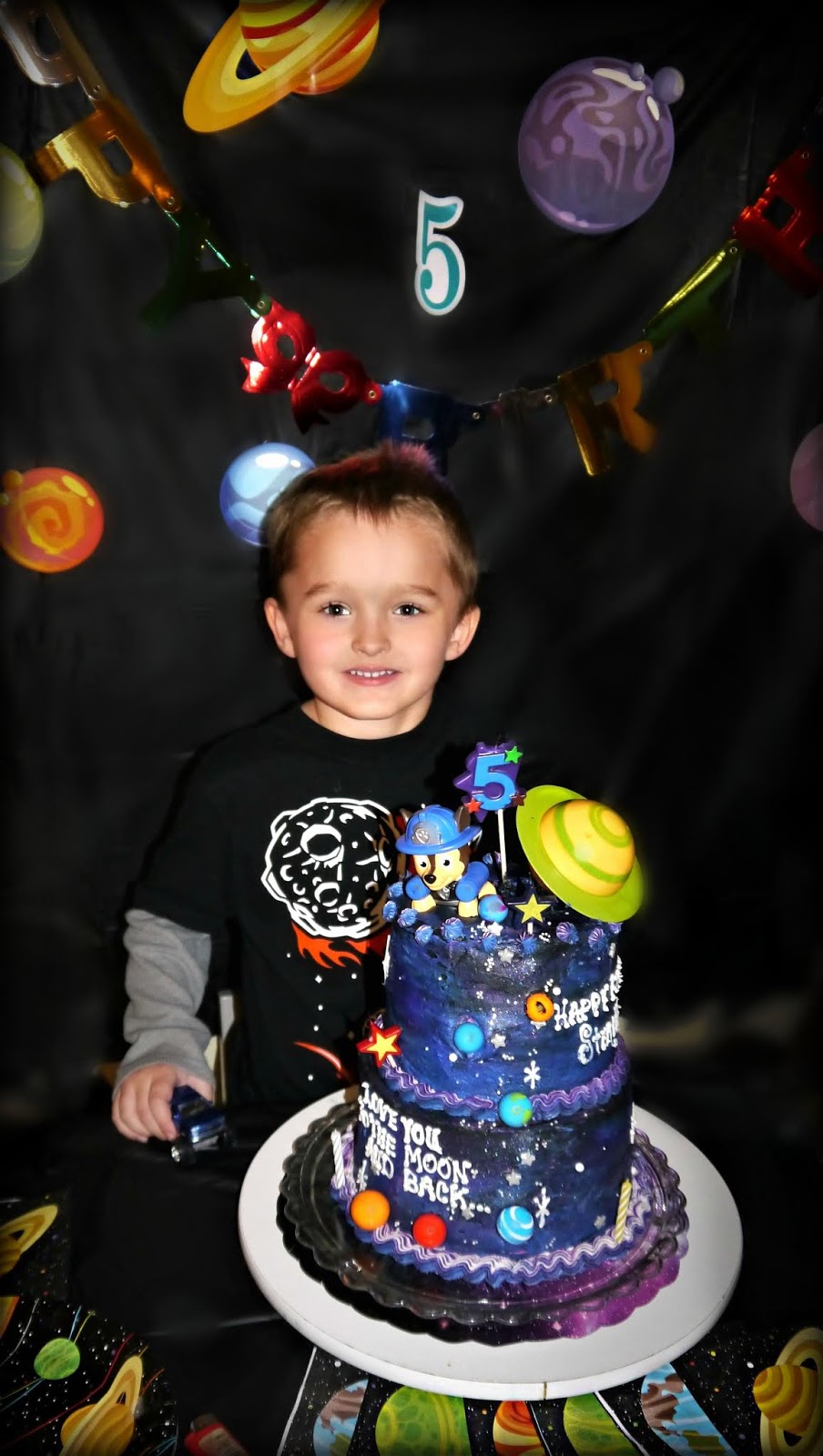 Suzy Homefaker: Galaxy Cake with Planets inside!! Solar System Birthday ...