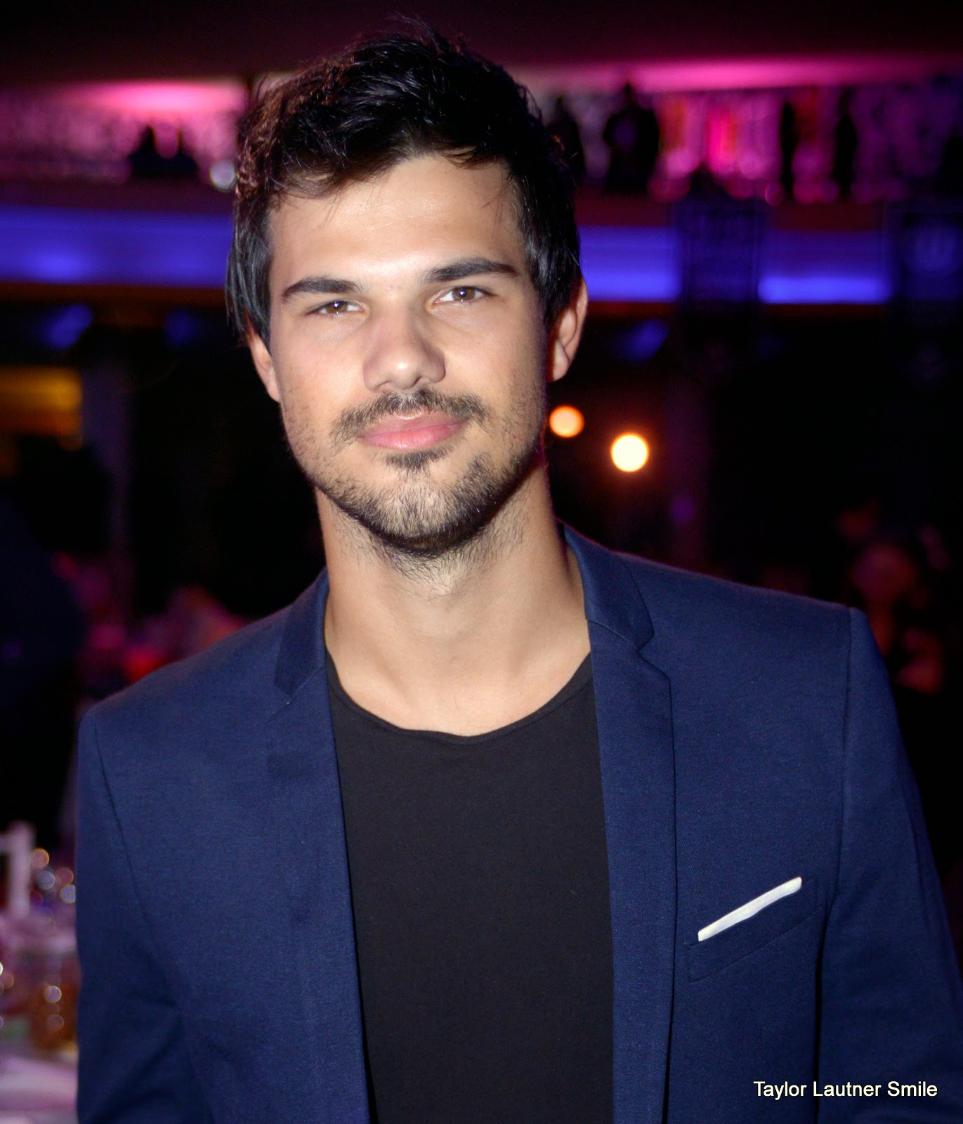 Taylor Lautner at the 2014 Hilarity for Charity Variety Show ~ Taylor ...