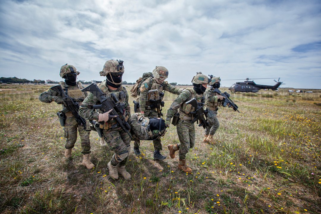 COMBAT PERSONAL RECOVERY ~ Francisco Francés Torrontera