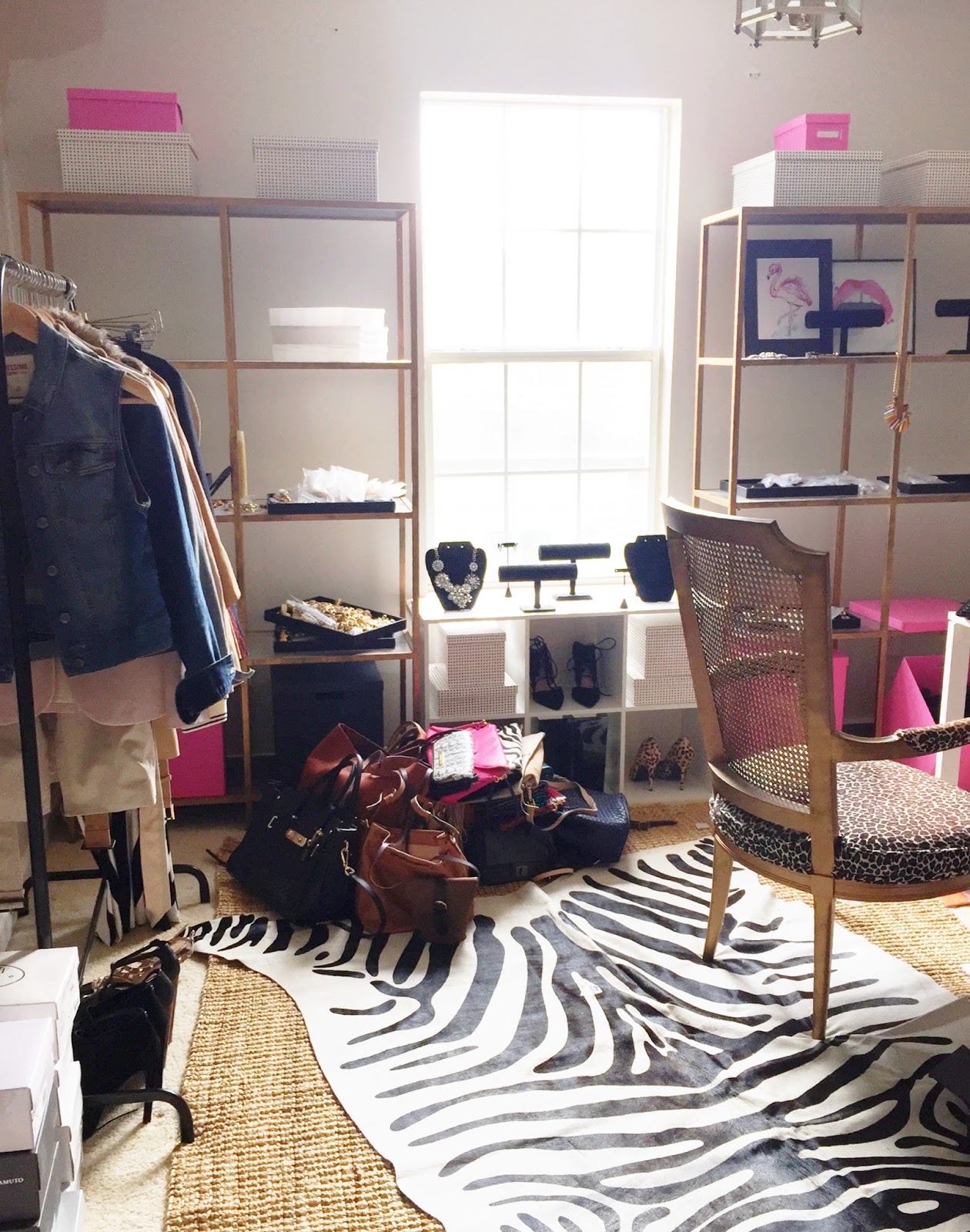 Lakeitha Duncan {A Lifestyle Blog}: office/dressing room plans