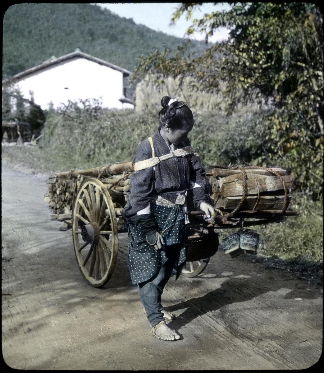 17 Incredible Colorized Photos of Everyday Life in Japan during the ...