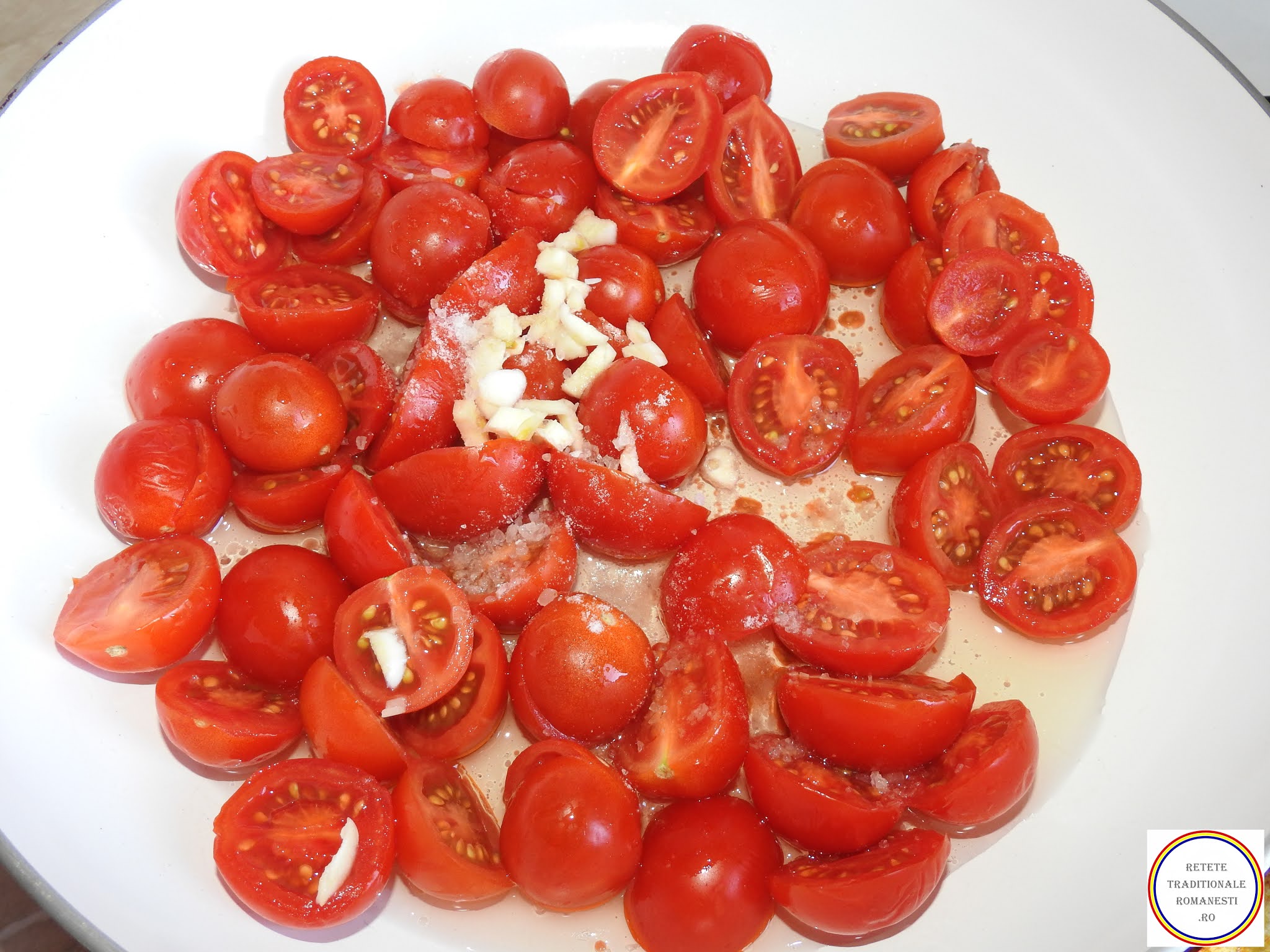 Paste cu rosii cherry si cascaval reteta | Retetetraditionaleromanesti.ro