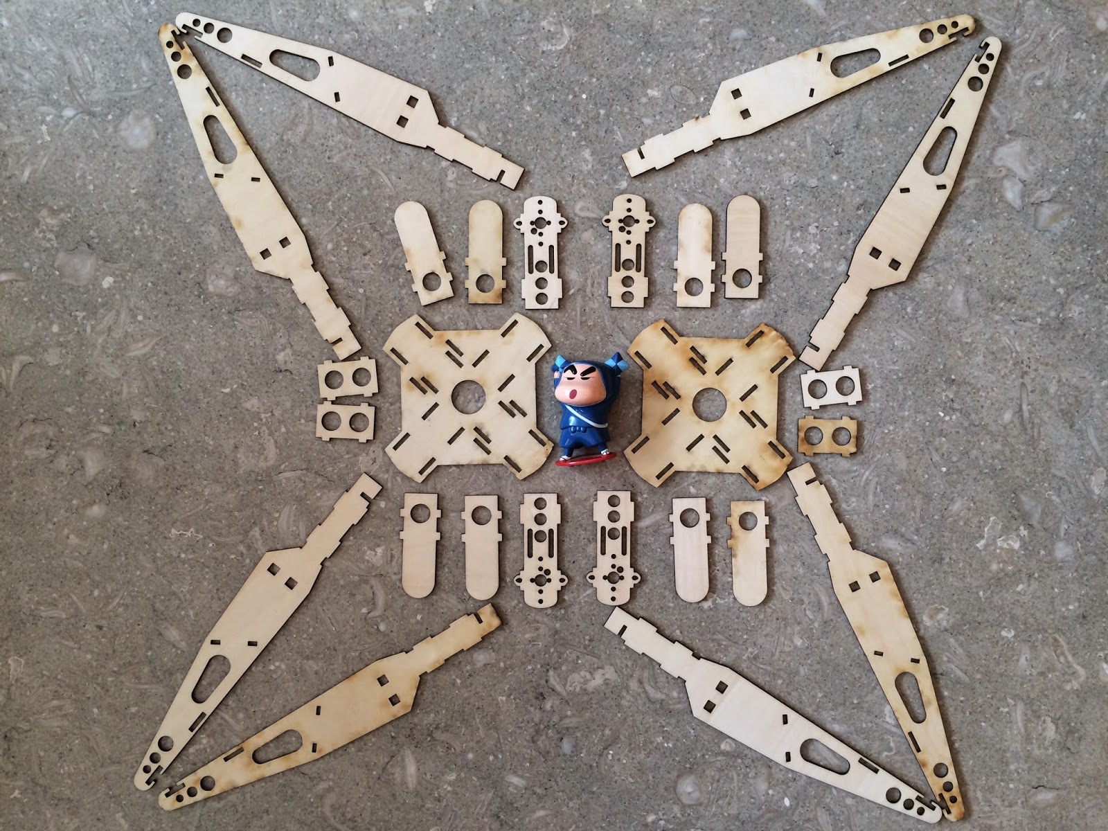 自製大四軸, (3) 零組件篇, 自行雷切木質機架 (Drone, Quadcopter, Maker, Laser Cut) - 大兵萊恩 一路直前