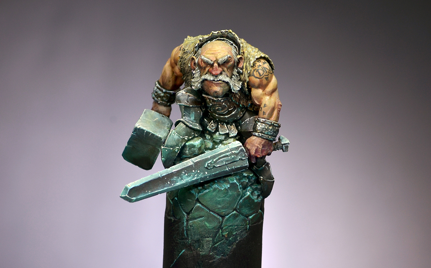 Dino, the lone wolf | planetFigure | Miniatures