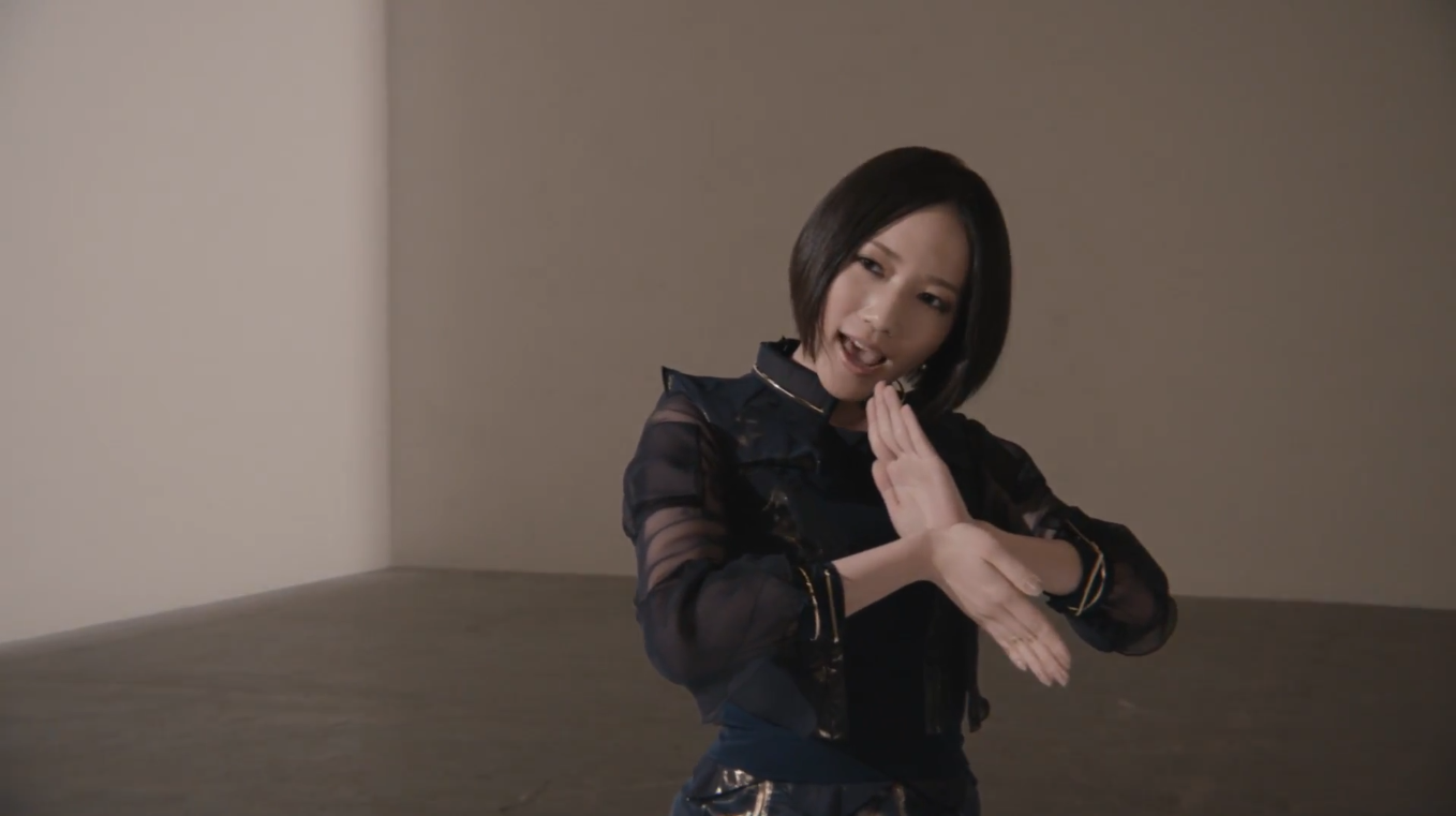 I cry like Yuko Oshima: Jpop: Perfume - Flash