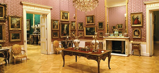 "Tweedland" The Gentlemen's club: The Wallace Collection - French Furniture