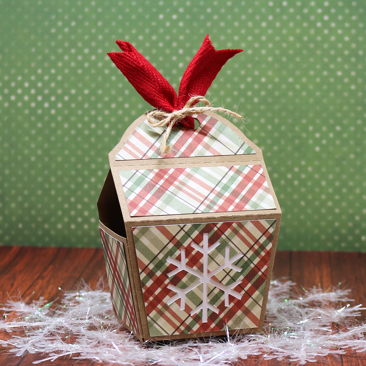 Holiday Favor Boxes | Bits of Paper