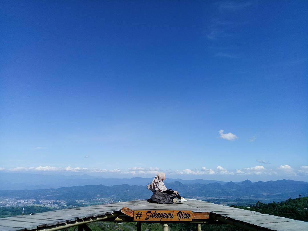 Lokasi Dan Harga Tiket Sukageuri View Cisantana Kuningan Jawa Barat ...