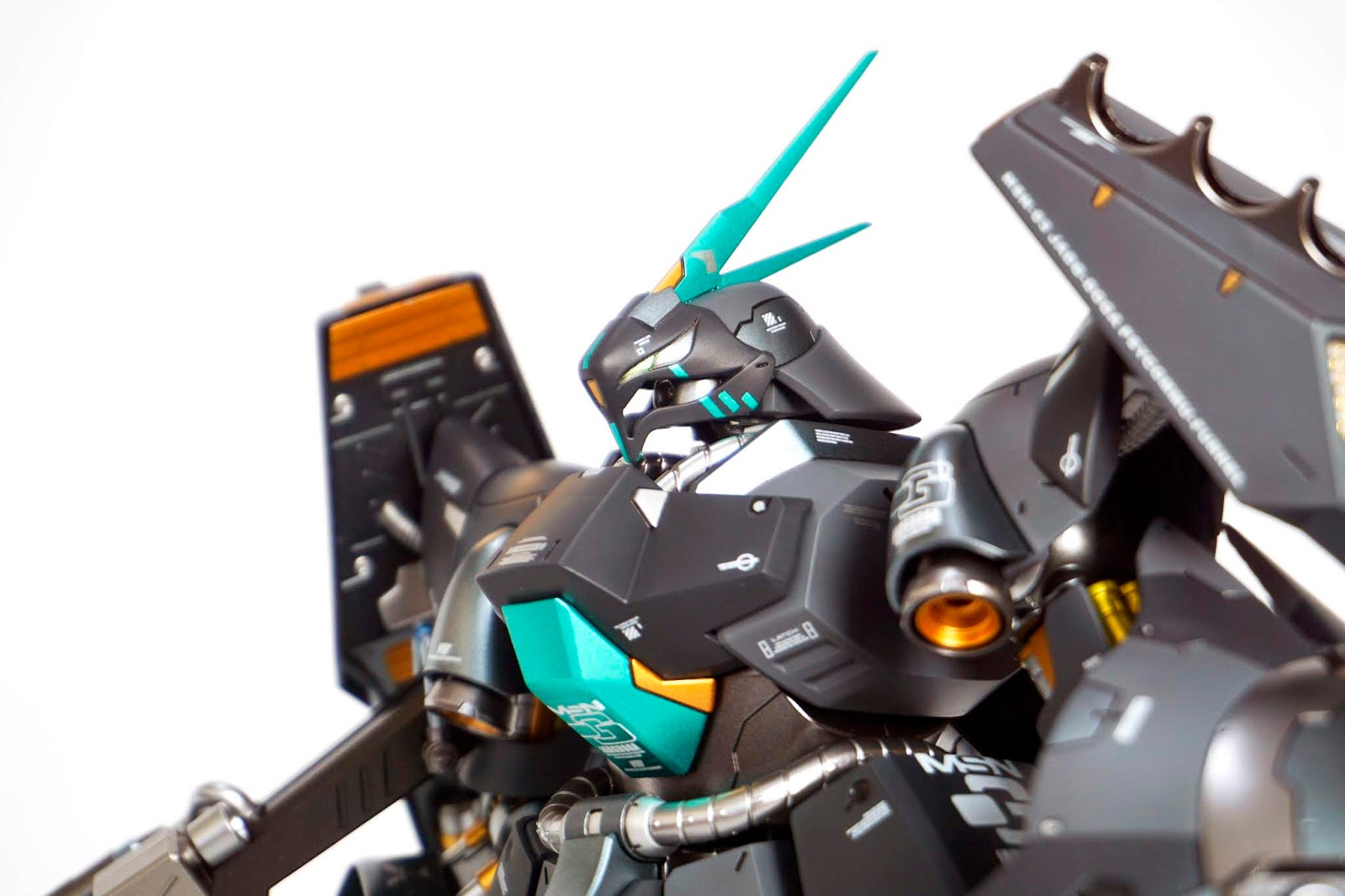 Custom Build: RE 1/100 Jadg Doga "The Owl"