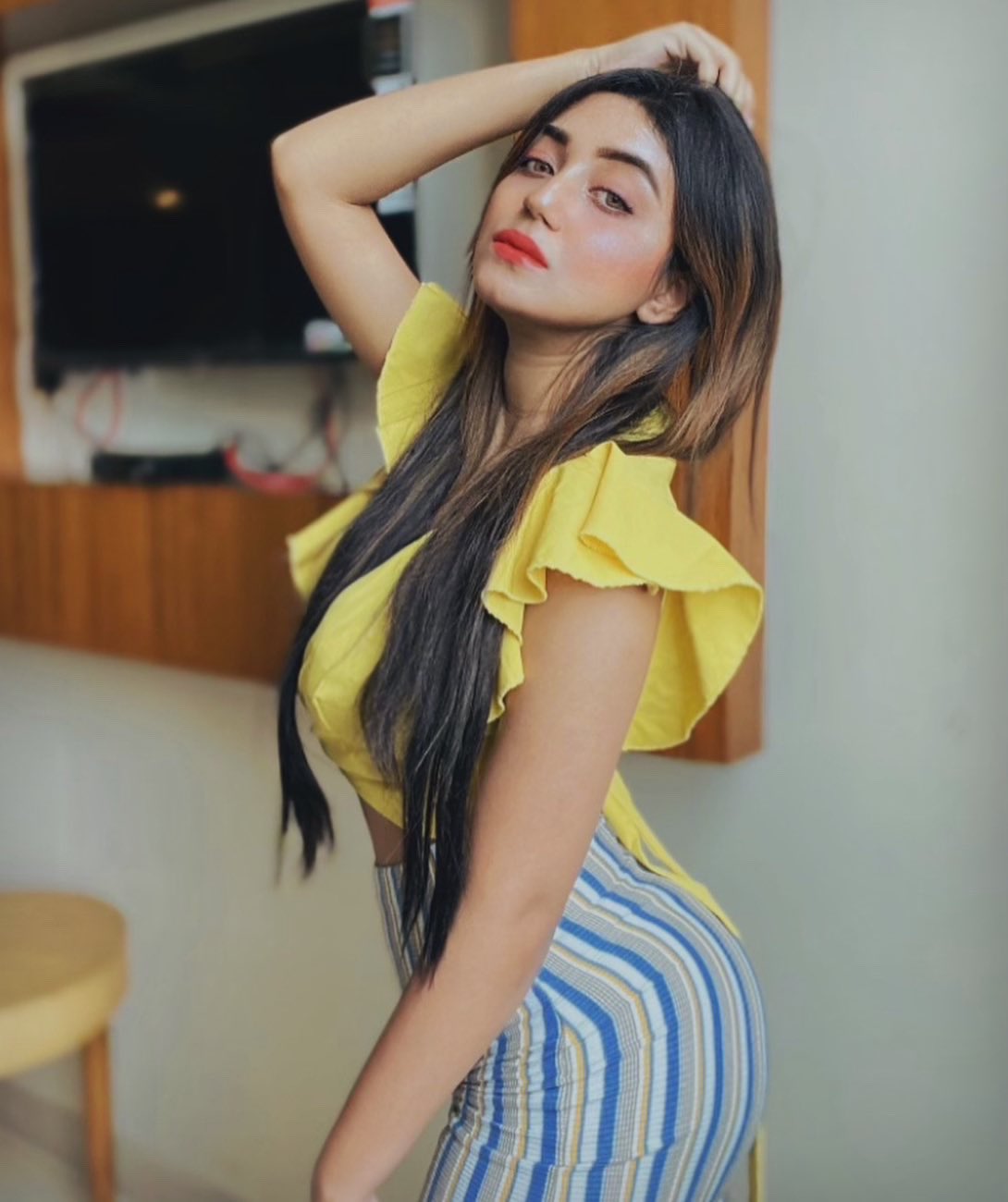 Maximum Newz- Latest Photos and Bios