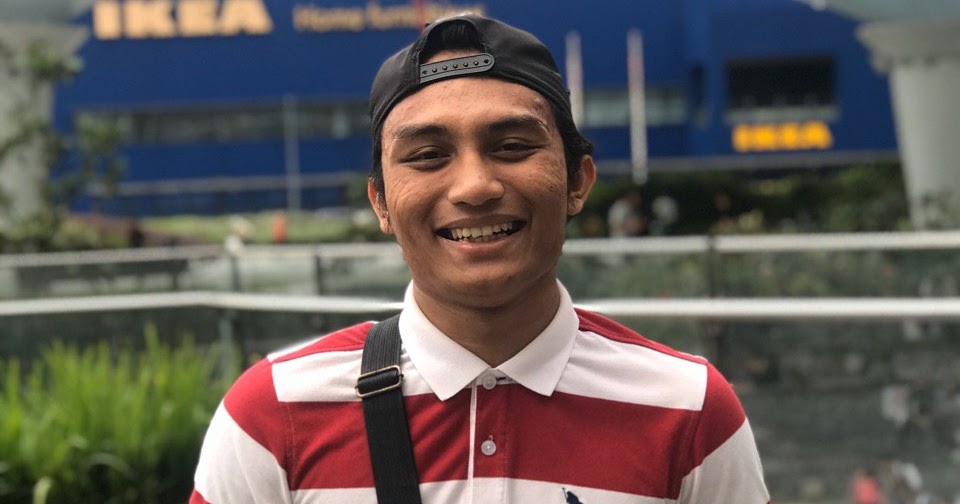 Aisyah Azman - Cacah Aisya' :): BBM3410Satu2019: Medium Shot (Langgar ...