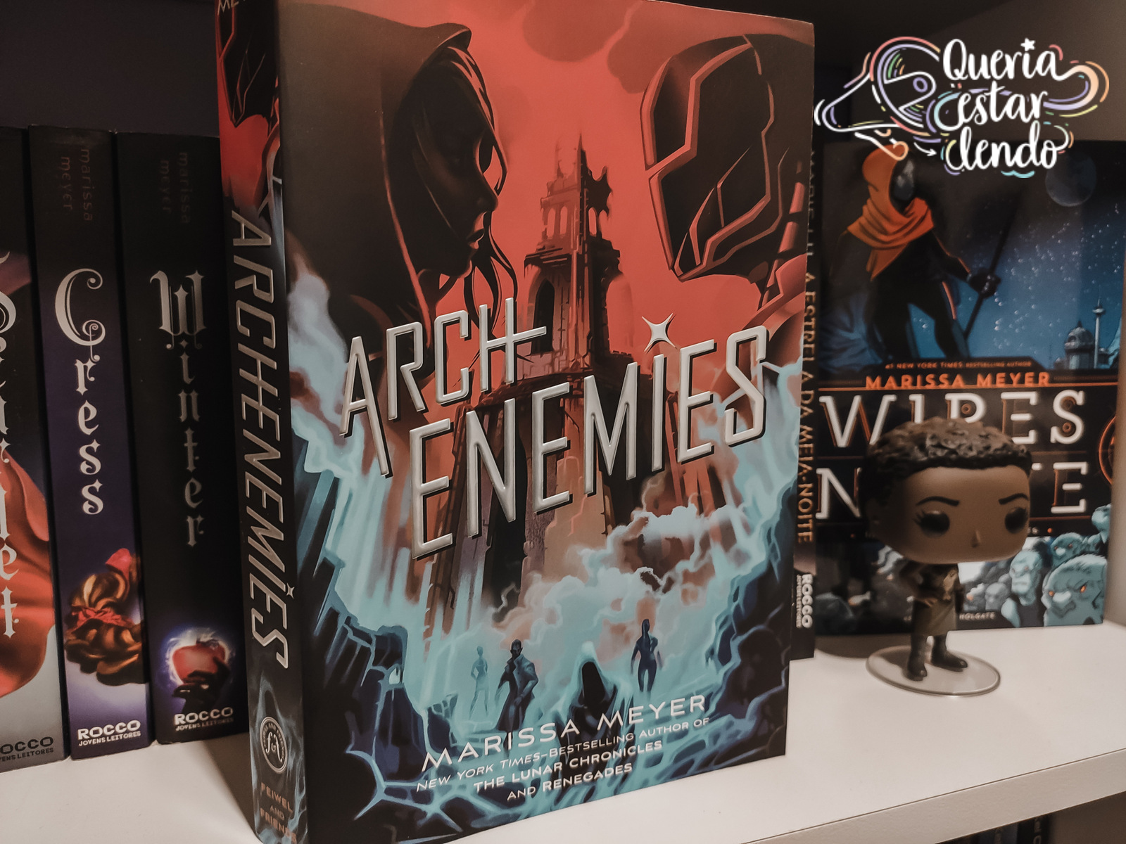 Resenha: Arqui-inimigos - Marissa Meyer - Queria Estar Lendo