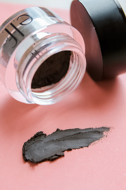 Elf Lock on Liner & Brow Pomade - Review + 3 Usos - Gaby Bueno Blog