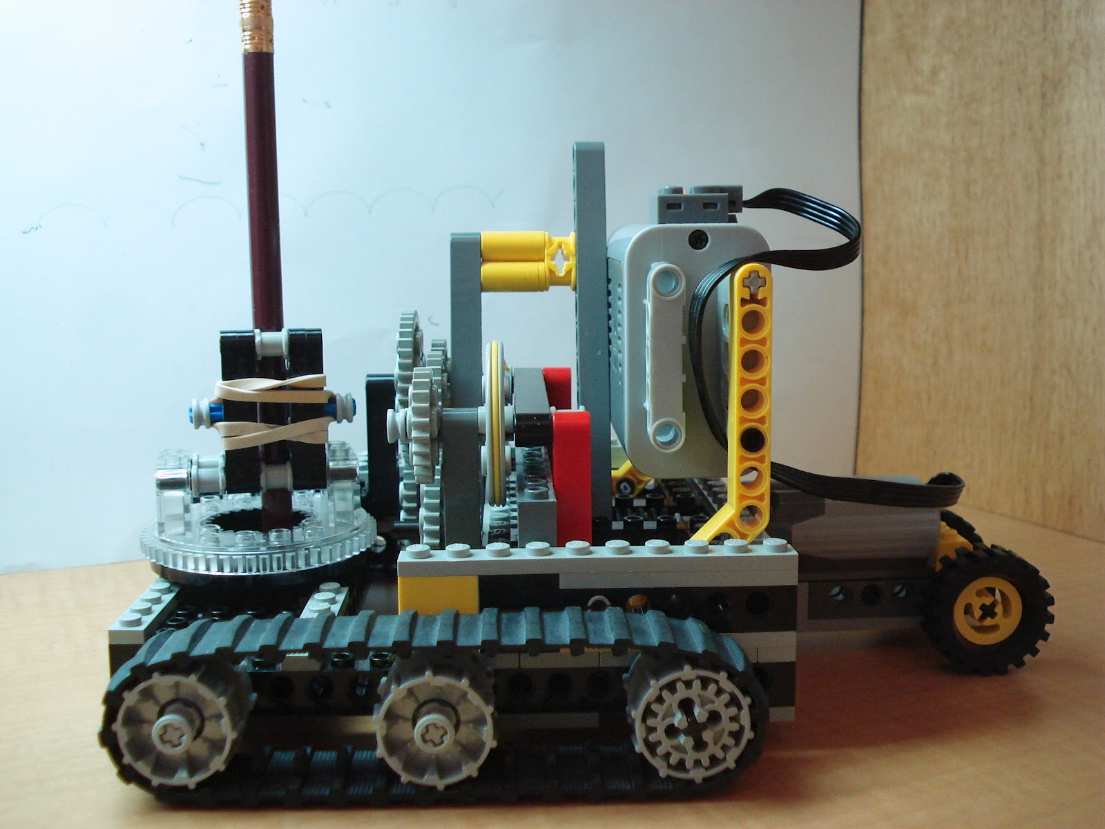 Architecture Machines: LEGO Drawing Machine