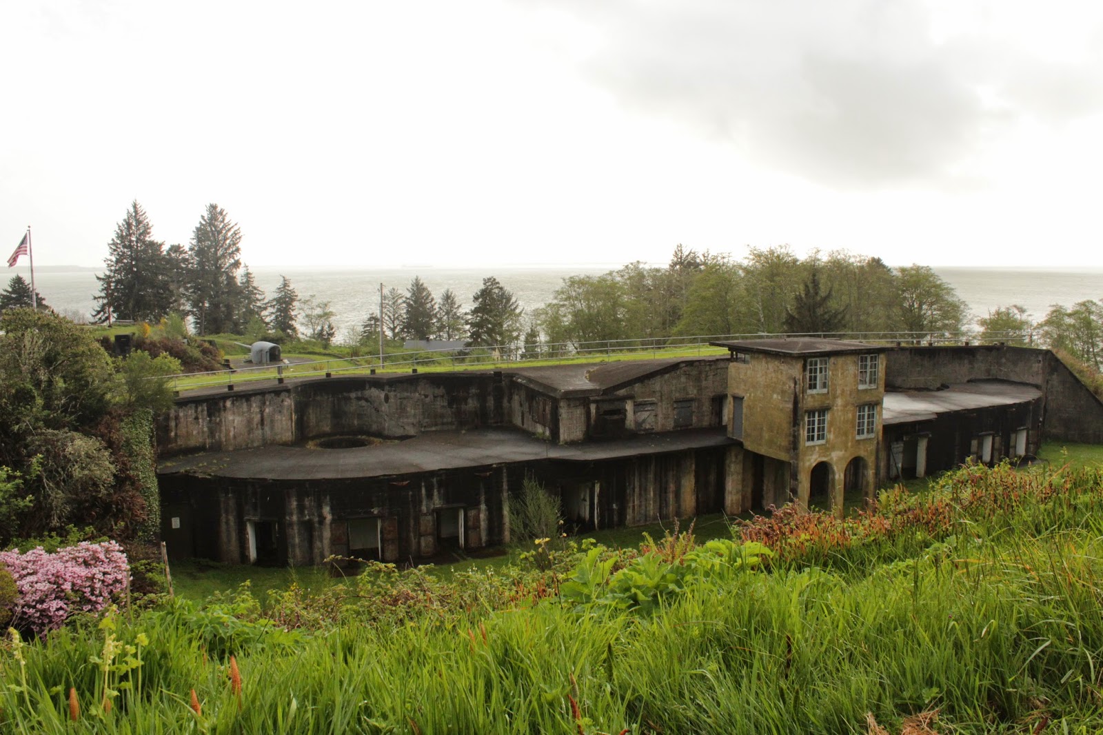 Hiking The Northwest: Fort Columbia State Park