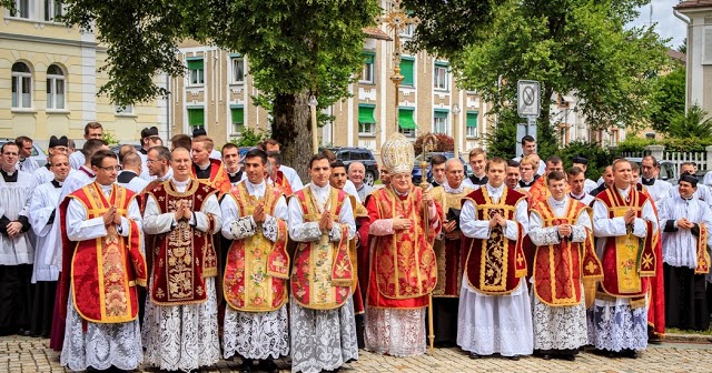 The Eponymous Flower: New FSSP Ordinations in Germany by Cardinal Burke