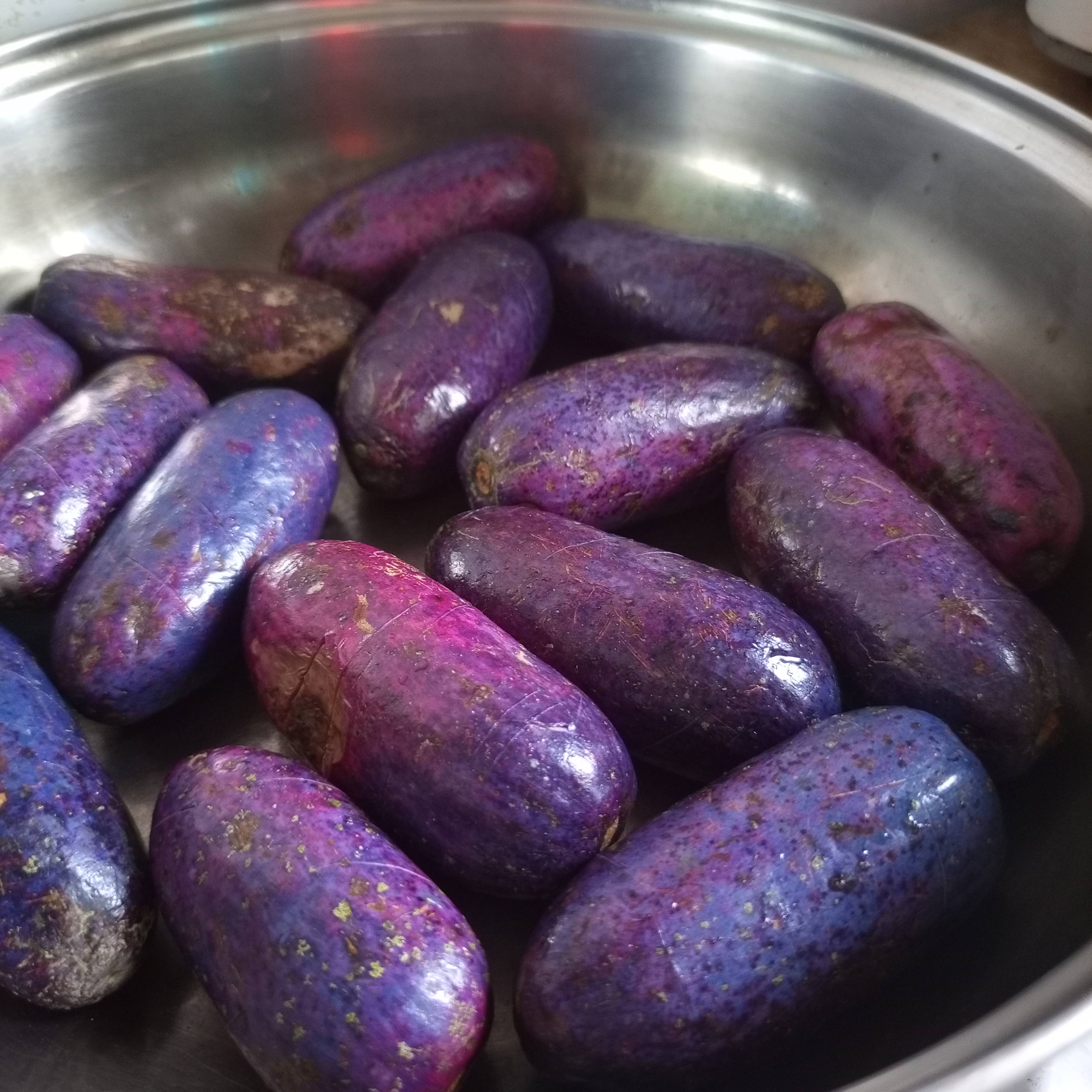 Cameroonian Fried Plums Recipe