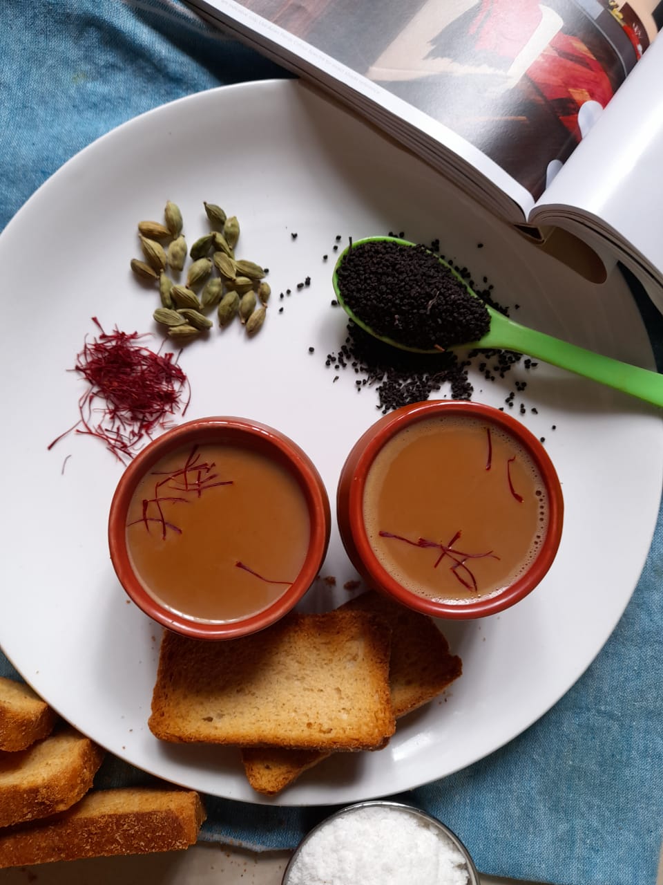 easyrecipes: Kesar Milk Tea/Kesari chai