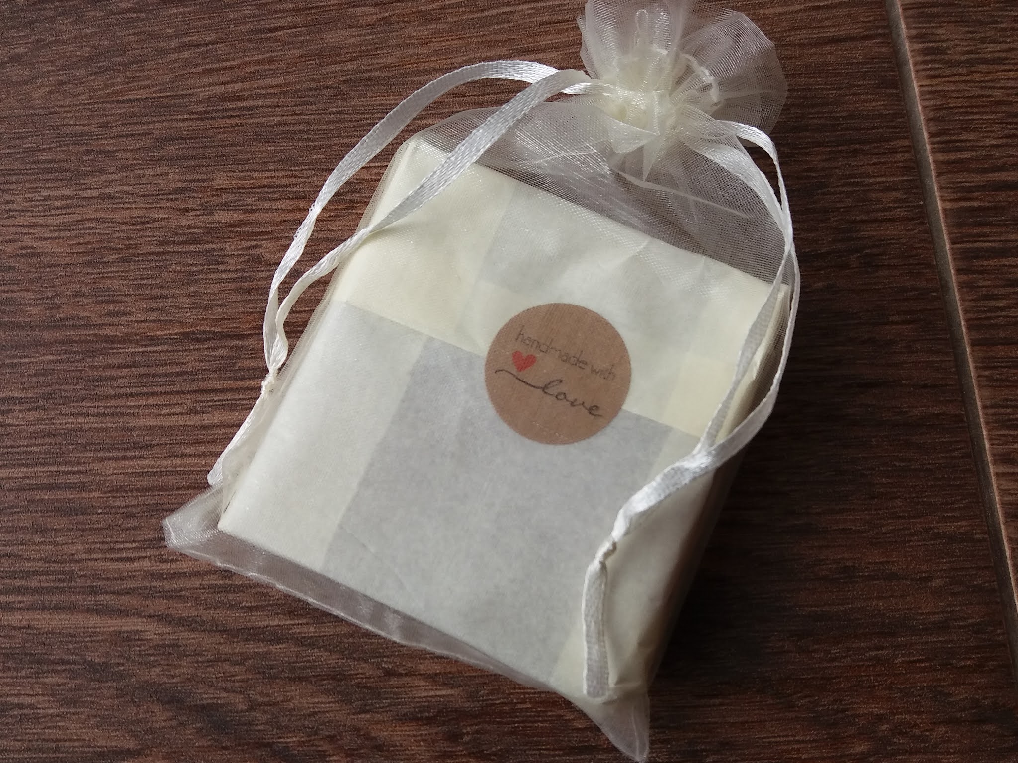 Домашен сапун на Мима: Моите сапуни от сапунена база без SLS