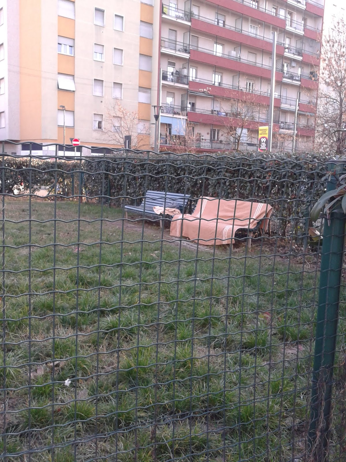 ASSOCIAZIONE ITALIANA DIFESA ANIMALI ED AMBIENTE: MILANO. VIETATO ... ASSOCIAZIONE ITALIANA DIFESA ANIMALI ED AMBIENTE: MILANO. VIETATO ...
