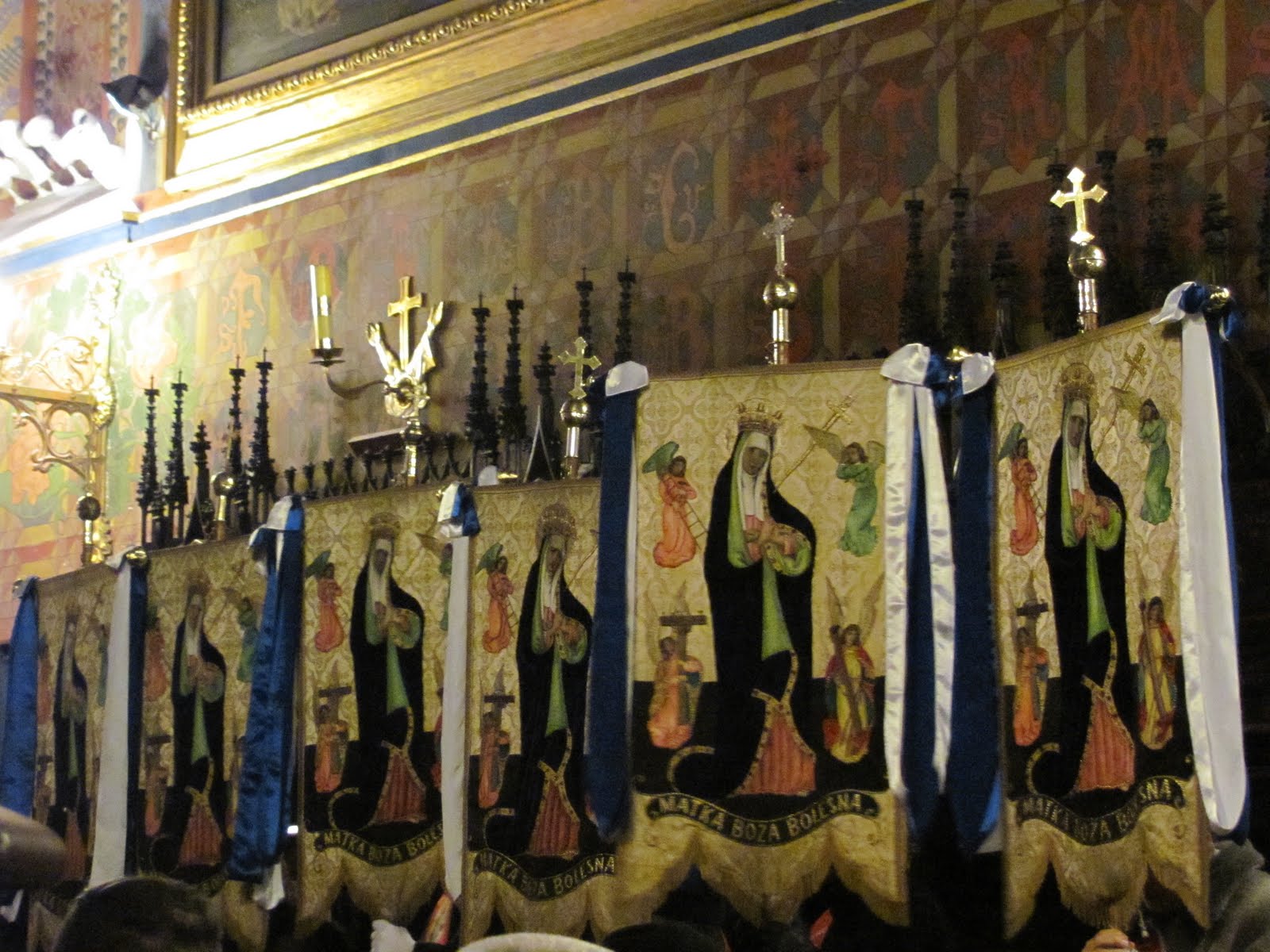 Te igitur: Processional banners