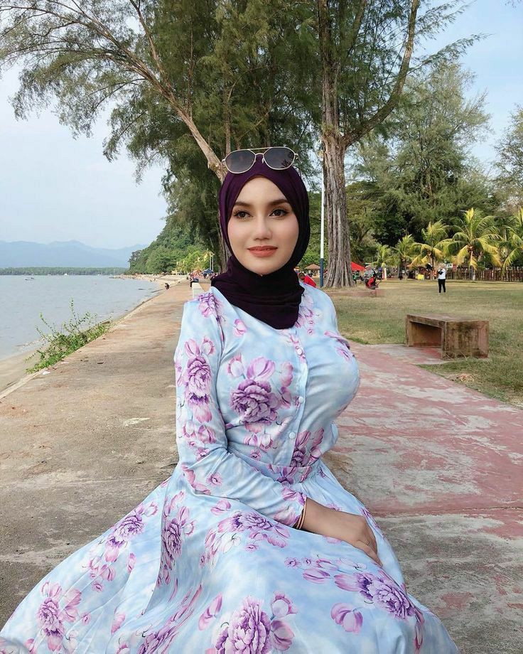 Kumpulan foto + video ukhti nonjol susu sapi perah Kumpulan foto + video ukhti nonjol susu sapi perah