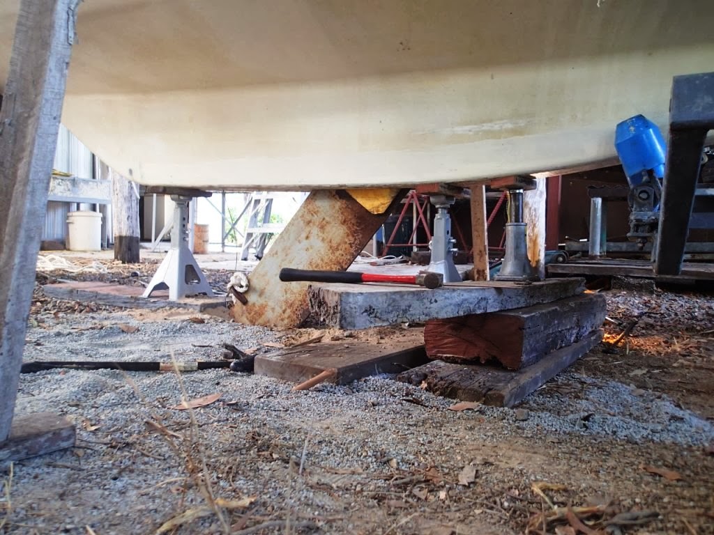 Waterways : Centerboard removal