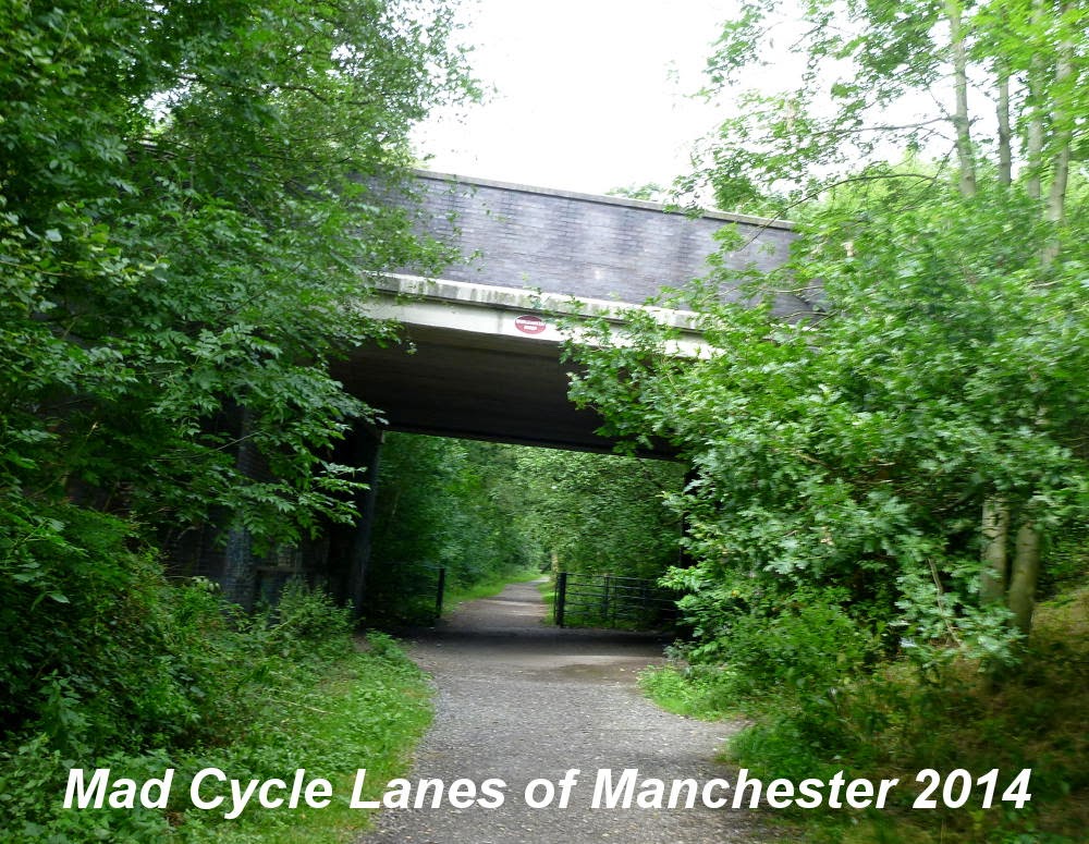Mad Cycle Lanes of Manchester: Roe Green Loopline 1, Roe Green to Walkden