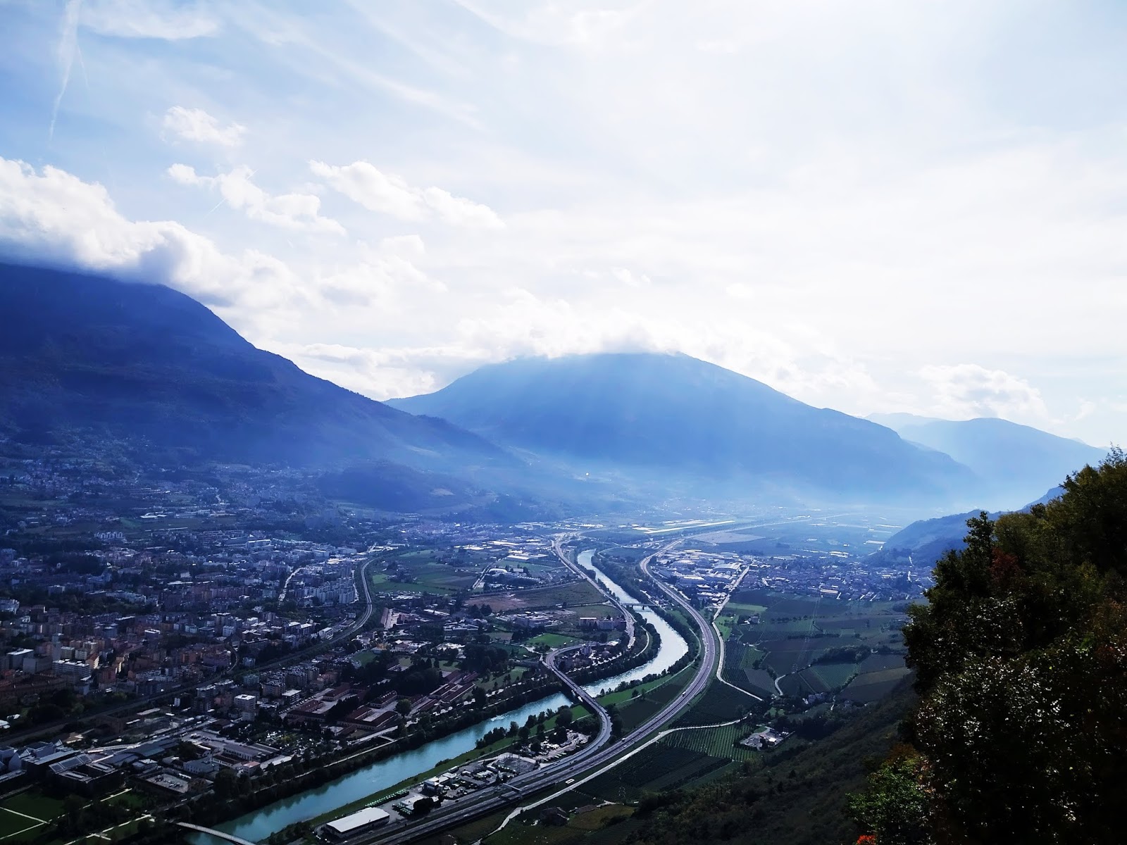 Trento ed il fiume Adige - Vista panoramica da Sardagna - Trentino Alto ...
