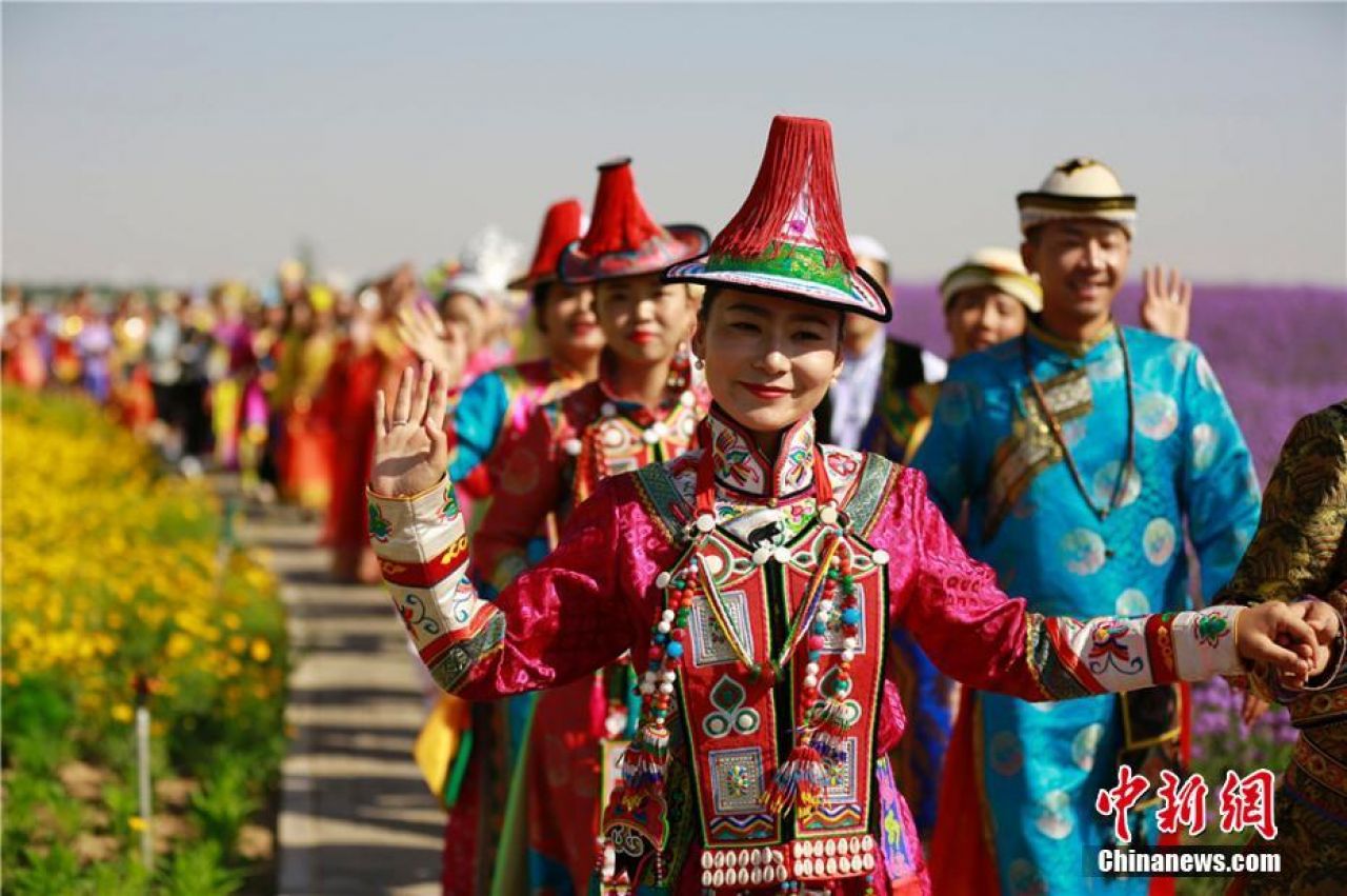 FolkCostume&Embroidery: Overview of the Costumes of Turkestan