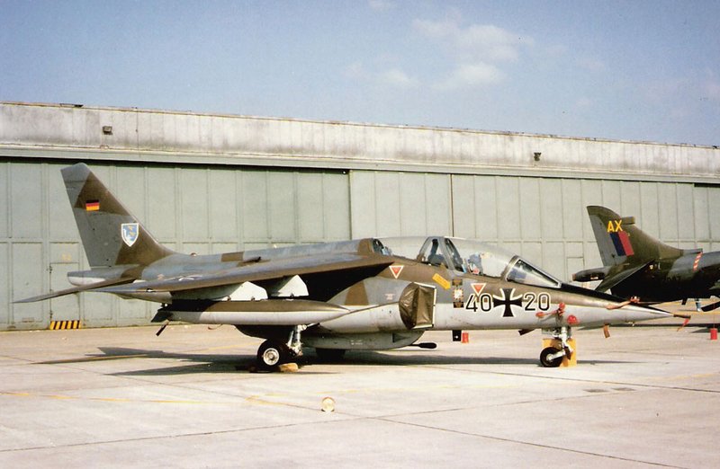 Happyscale-Modellbau: Dornier Alpha Jet - Luftwaffe - REVELL 1/144