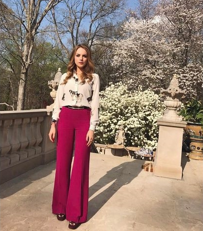 2 Fashion Girls: Looks Séries: Dinastia - Fallon Carrington