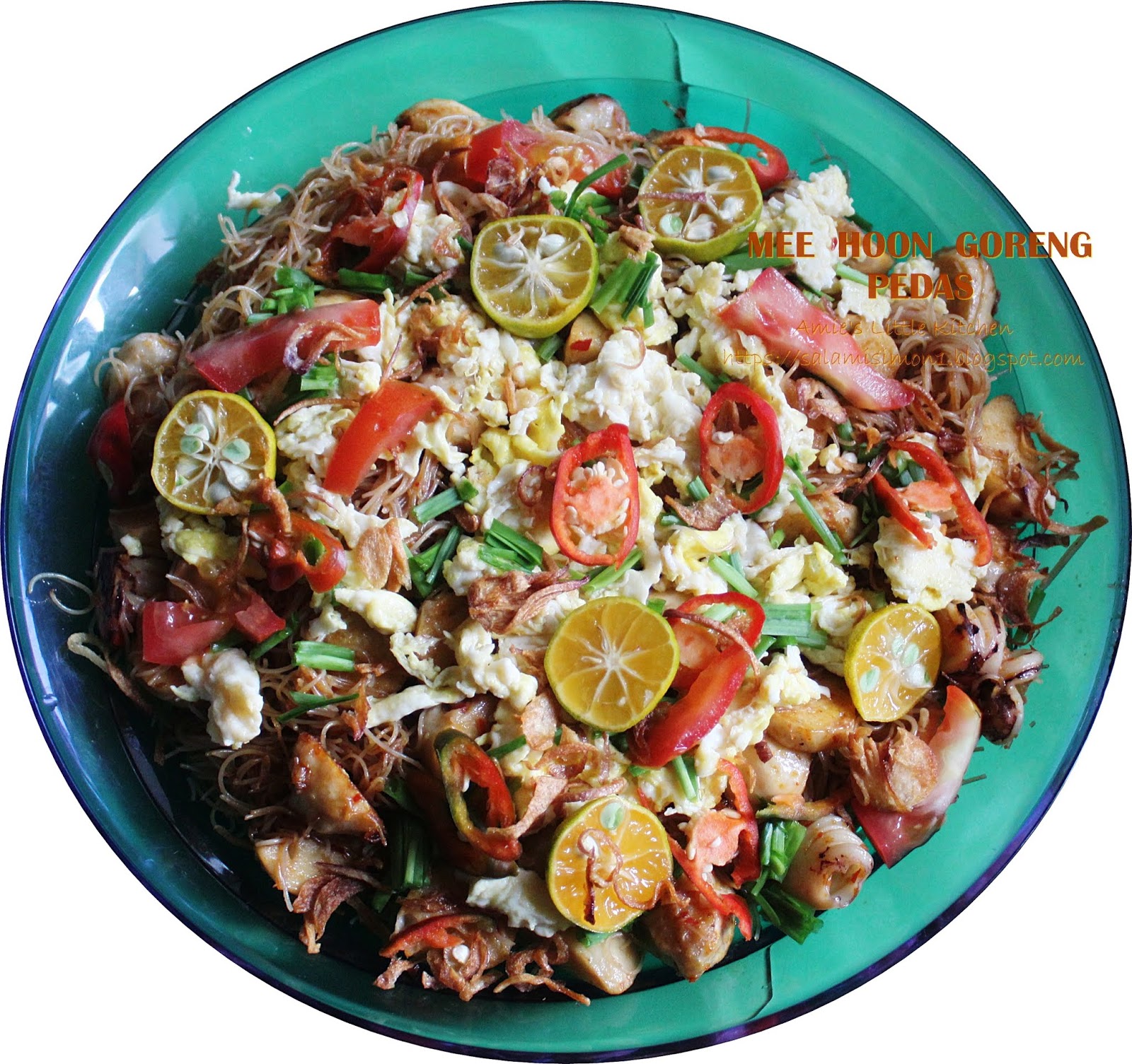 Mee Hoon Goreng Pedas dengan Sotong Cumit - Amie's Little Kitchen