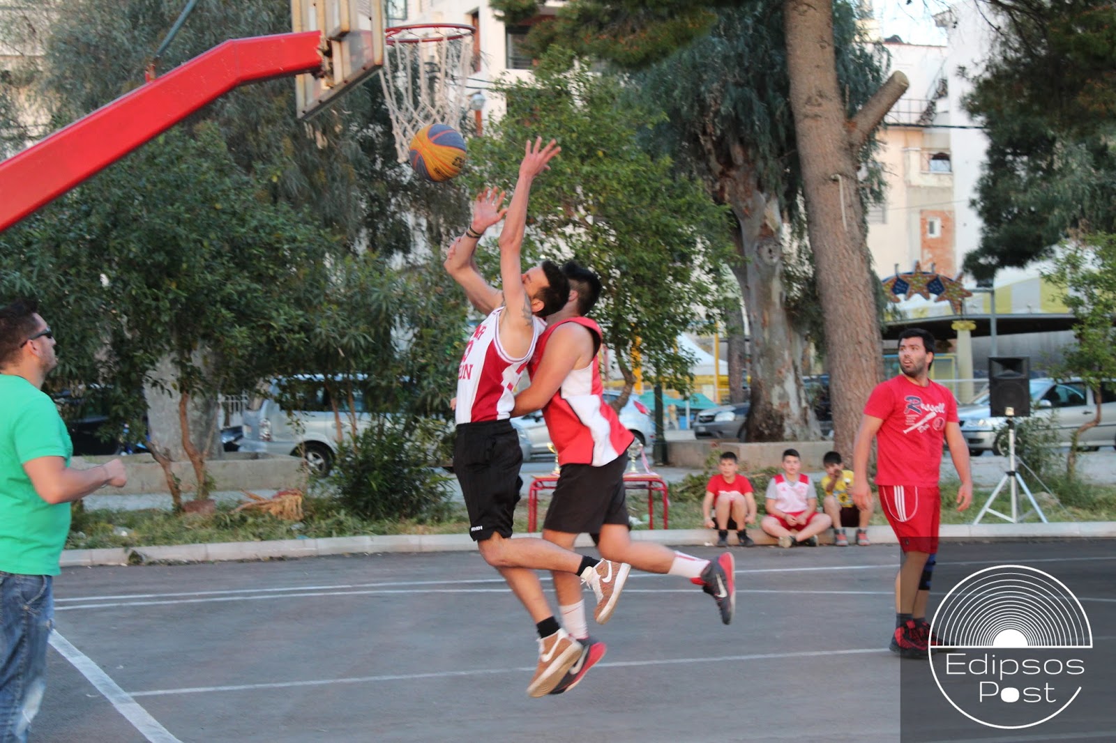 EdipsosPost: ΕΠΕΣΕ Η ΑΥΛΑΙΑ ΤΟΥ ΕΚΤΟΥ ΤΟΥΡΝΟΥΑ 3ON3 BASKETBALL