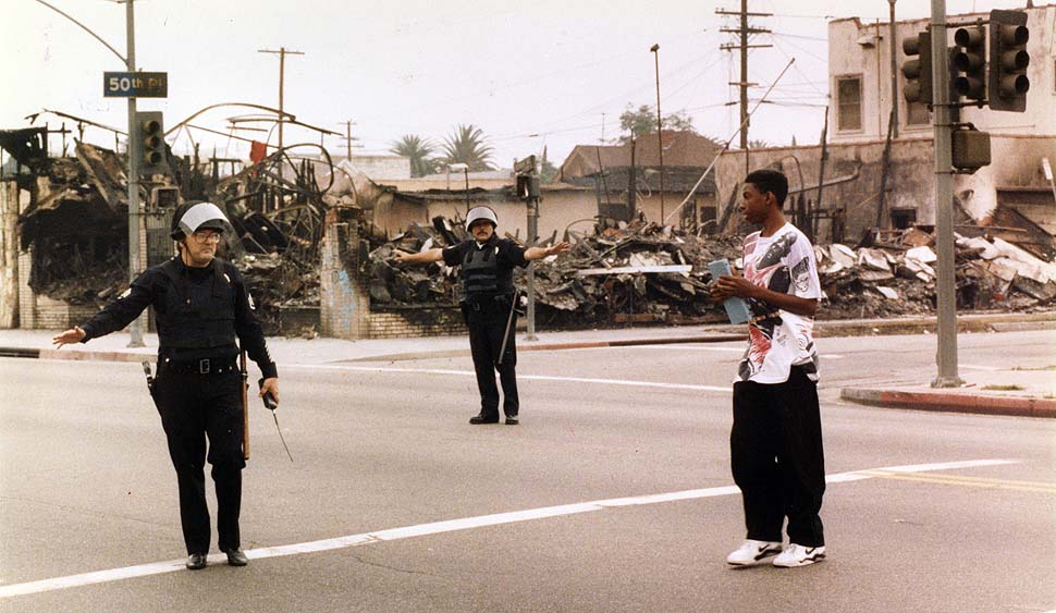 Momentos del Pasado: Los disturbios de Los Ángeles de 1992 en fotografías
