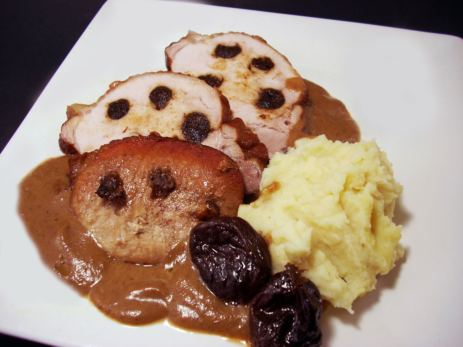 Lomo de Cerdo Mechado con Ciruelas Pasas | RECETINES ASGAYA