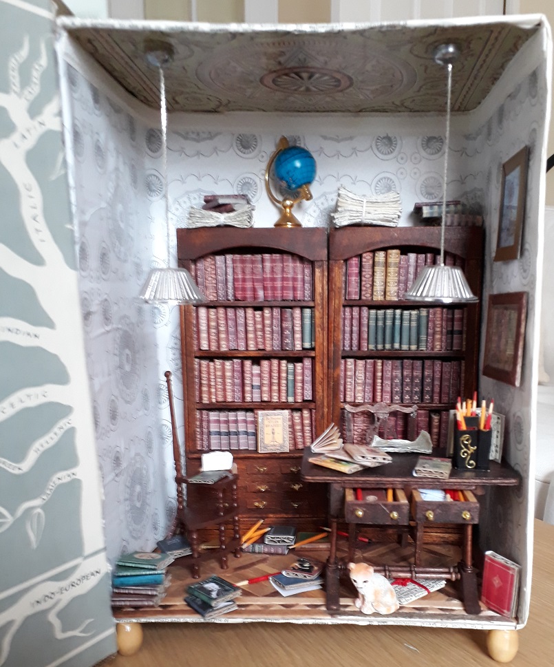 Dollhouse escapes: Library room box, part 7